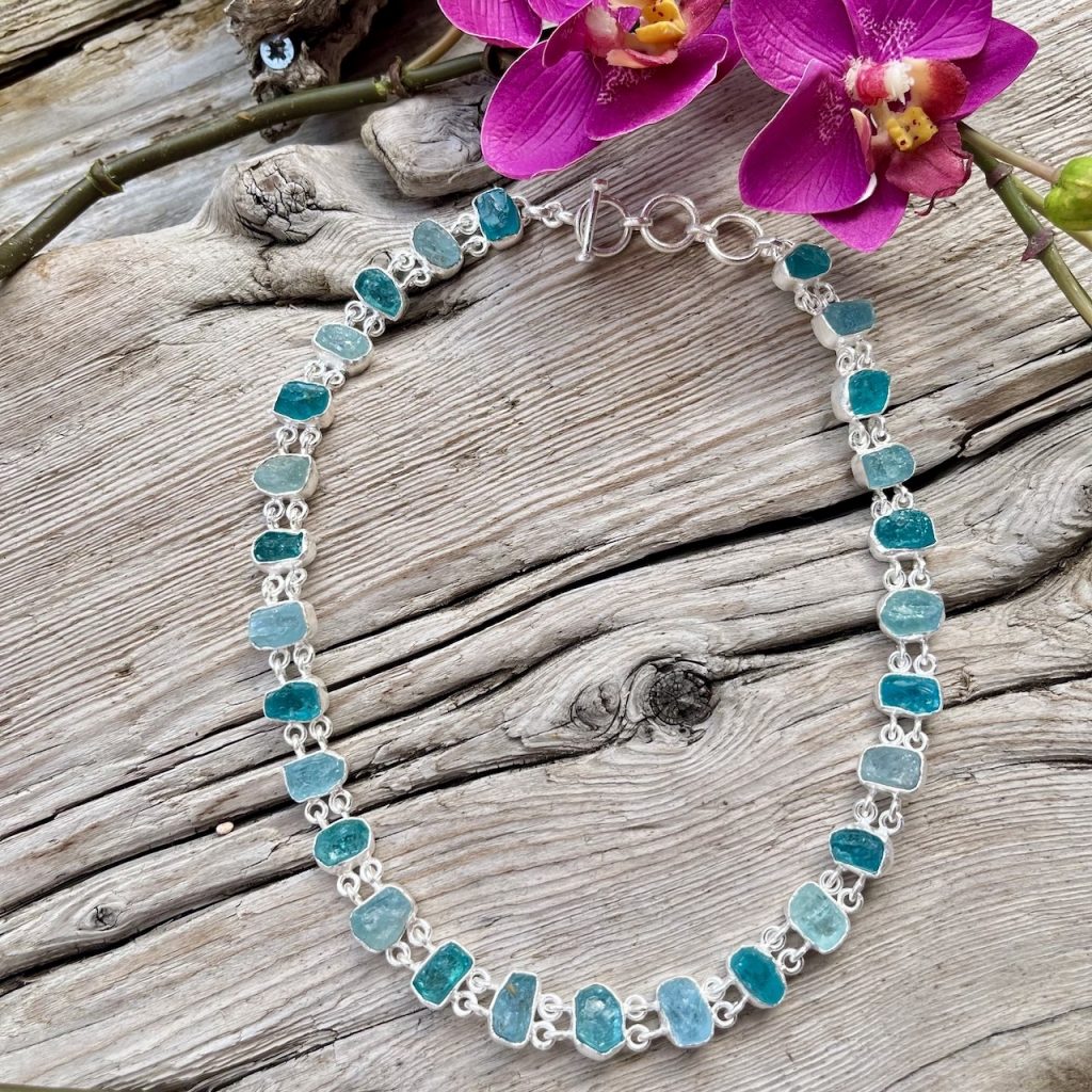 Collier Apatite et Aigue marine brutes sur argent - Bulle de bijoux